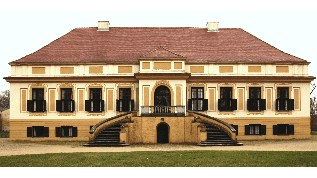 Schloss Caputh – ein majestätisches Kleinod an der Havel - Buskompass