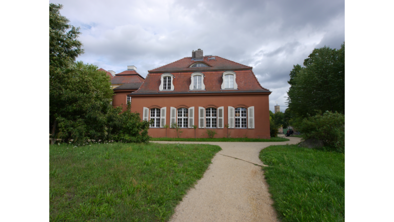 Schloss Caputh – ein majestätisches Kleinod an der Havel - Buskompass