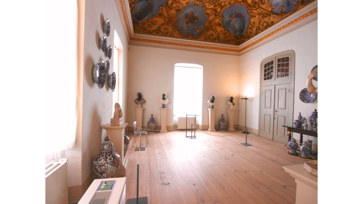 Schloss Caputh – ein majestätisches Kleinod an der Havel - Buskompass