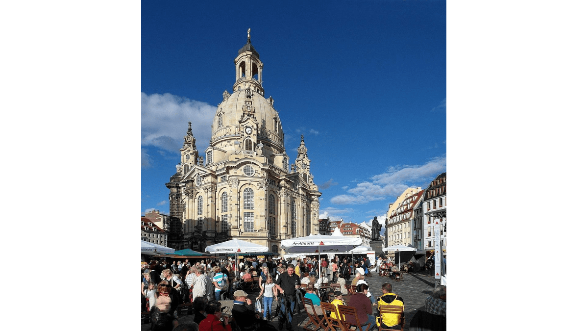 Die Frauenkirche – Symbol von Krieg, Wiederaufbau und Versöhnung ...
